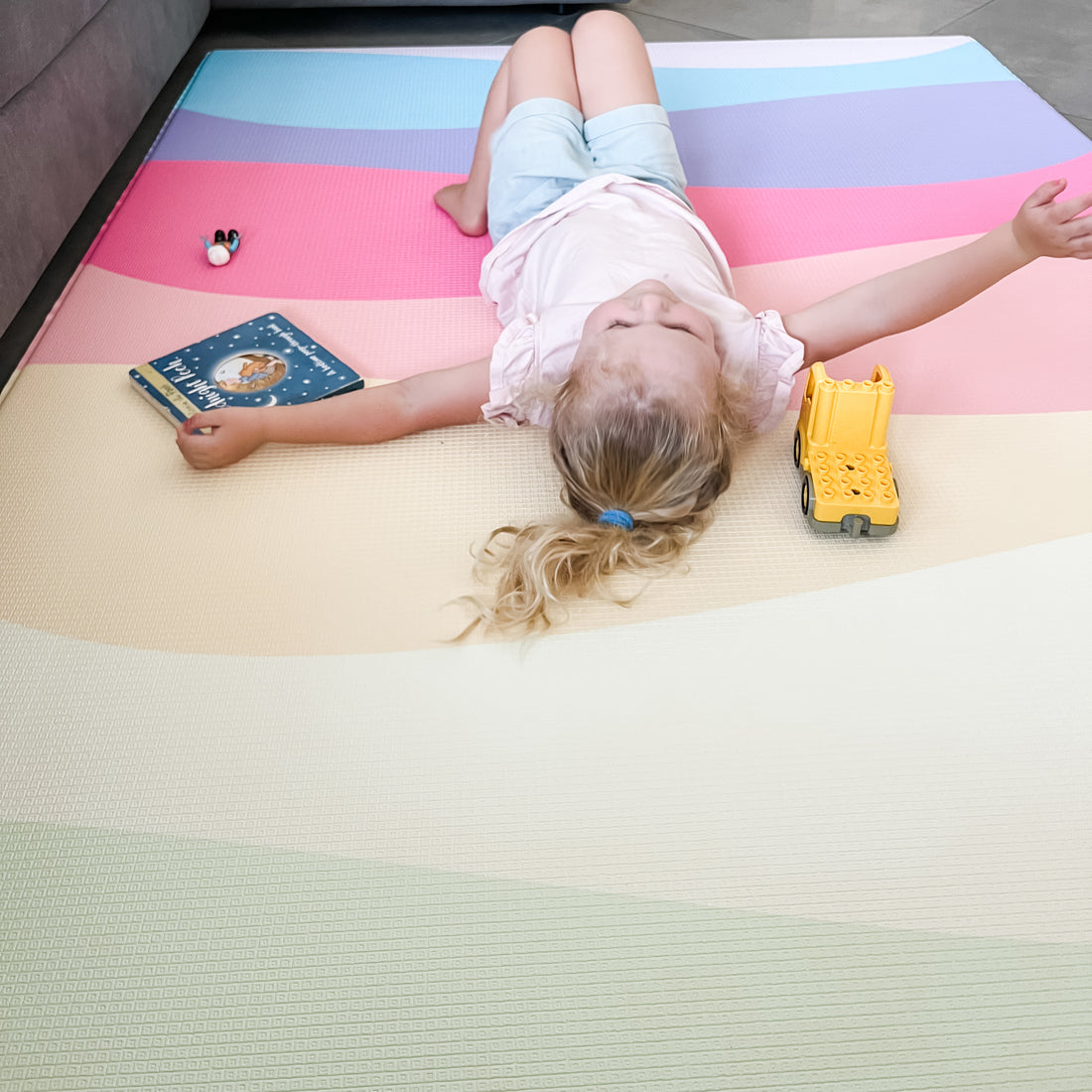 Large Baby Play Mat: Chasing Rainbows Reversible Playmat| Freddy & Co ...